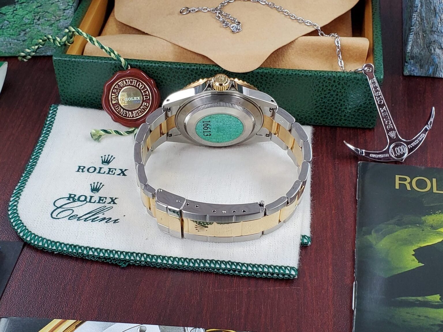 ROLEX – LUXURY TIME